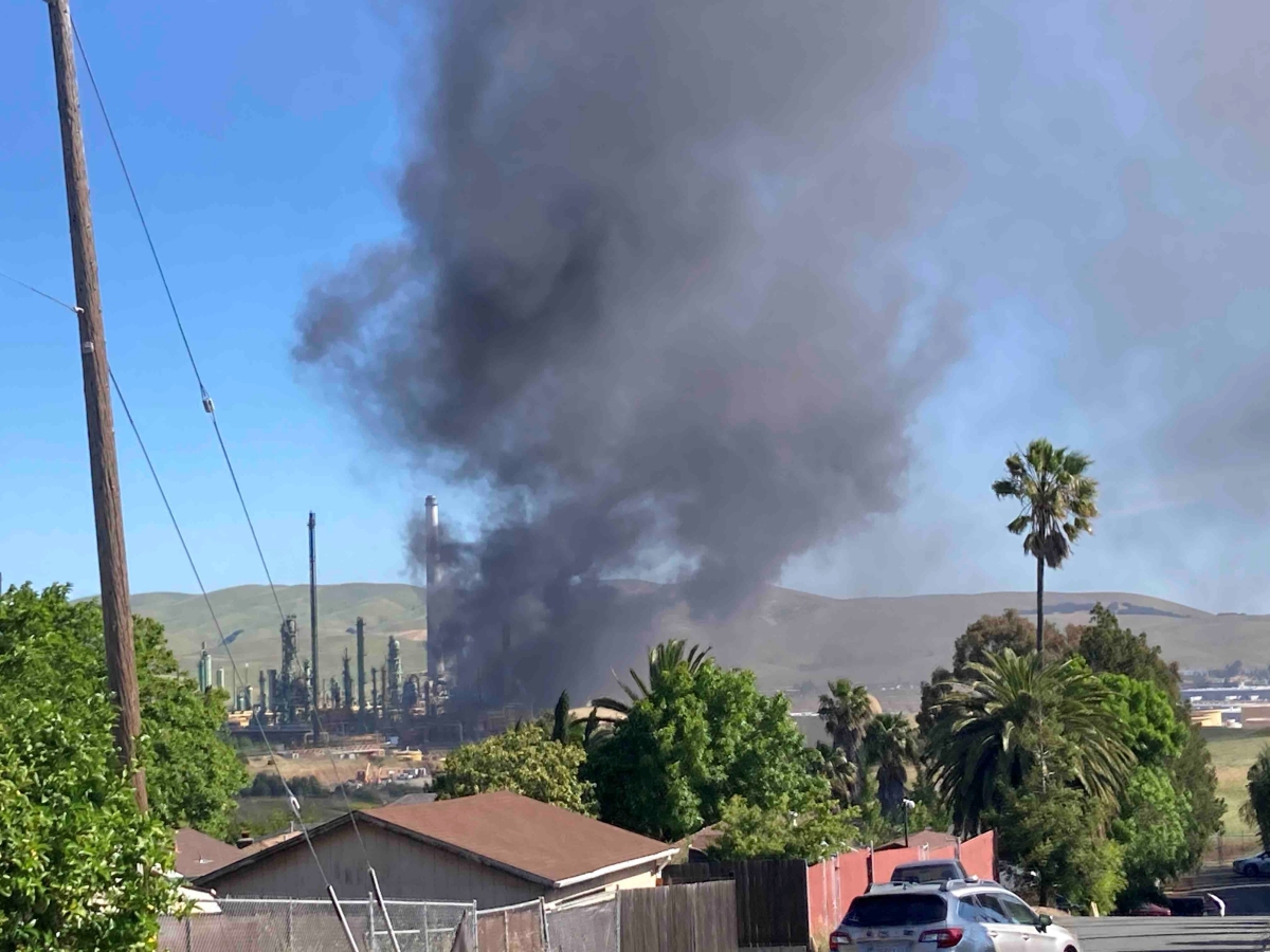 Valero structure on fire – shelter in place if you smell smoke!
